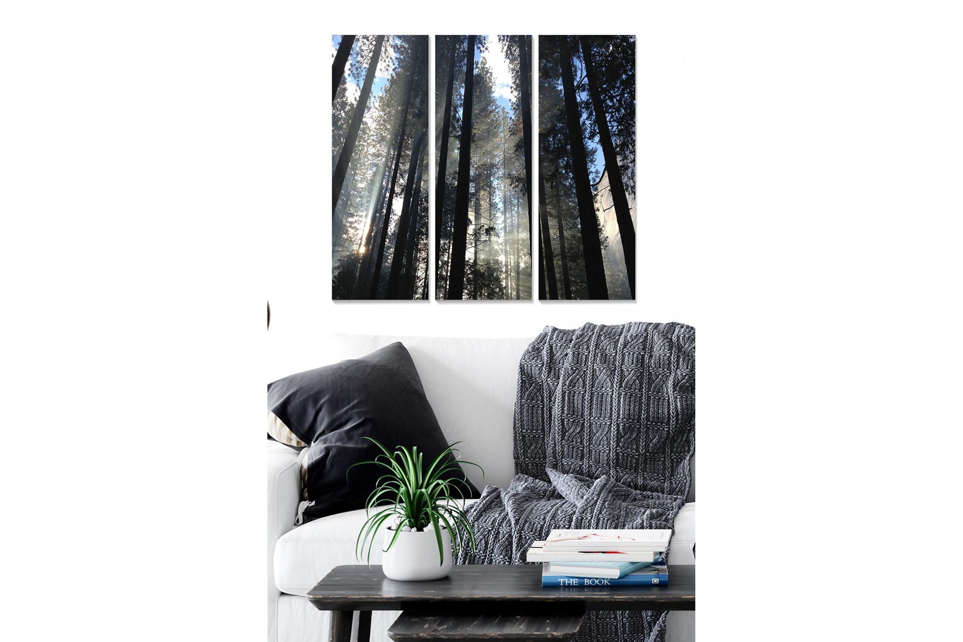 Canvastavla i trä 3-delar 50x70 cm - Höga träd som sträcker sig mot en ...